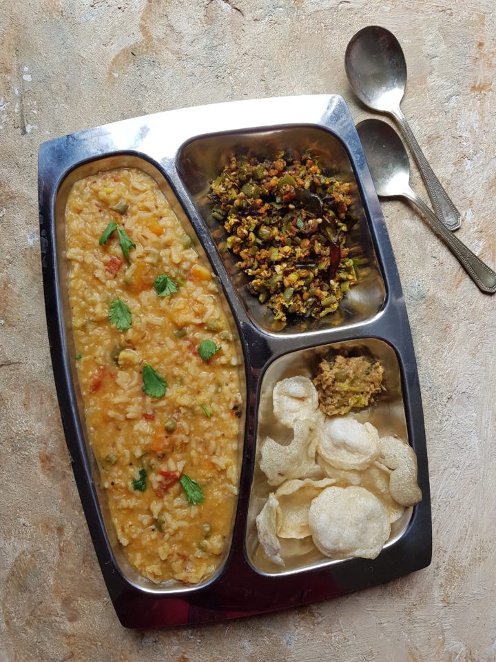 Andhra Pachi Tomato Pachadi{Raw Green Tomato Chutney) - Fat Rainbow